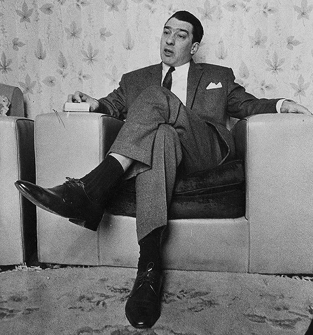 黑白通吃，统治伦敦，这对双胞胎大佬是从种马文里穿出来的吧？_百科TA说