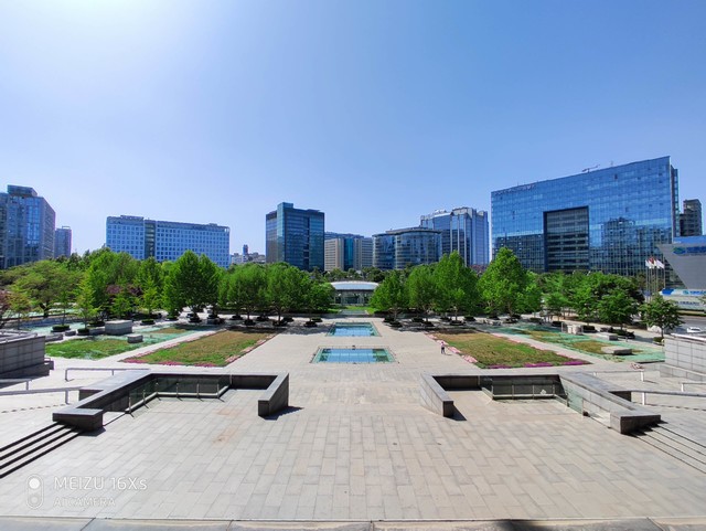 魅族16Xs对比小米9：千元价位 越级的拍照体验_百科TA说