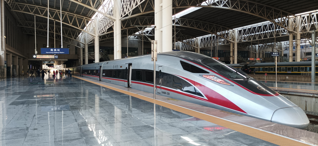 复兴号CR400AF型电力动车组_百度百科