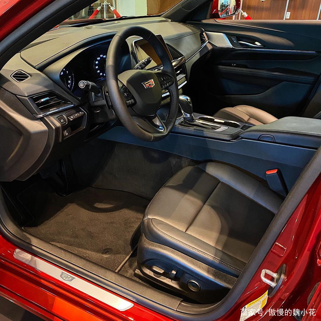 向BBA正式发起冲击，新款“凯迪拉克CT4”进店，外观内饰太精致！_百科TA说