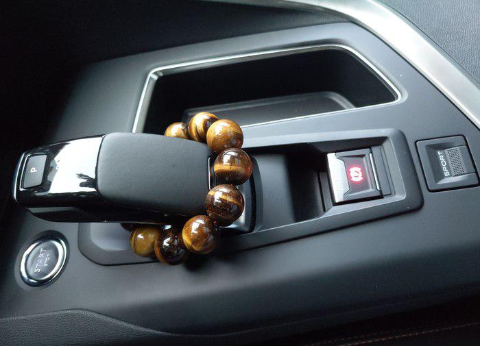 21万怎么选？红旗HS5和标致4008谁档次高？先听听车主的解说_百科TA说