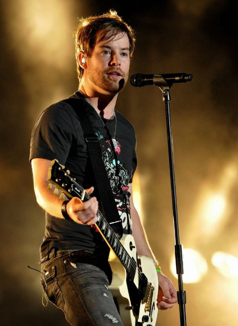 Laying Me Low_百度百科