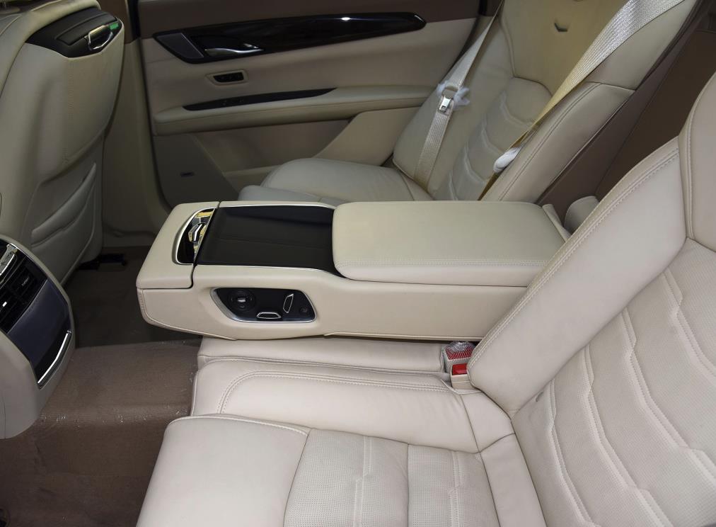 38万提辆凯迪拉克CT6，行驶3800公里，车主认真说了一肚子话_百科TA说