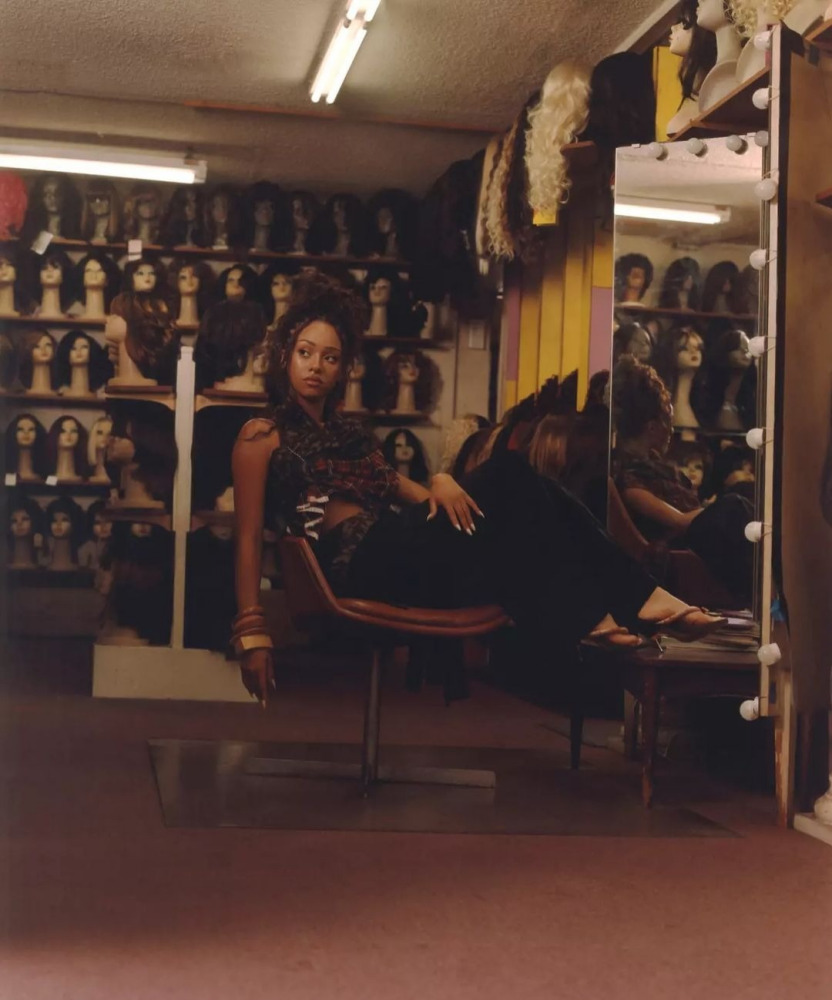 MANON（瑞士、意大利双国籍女歌手，女子唱跳组合KATSEYE成员）_百度百科