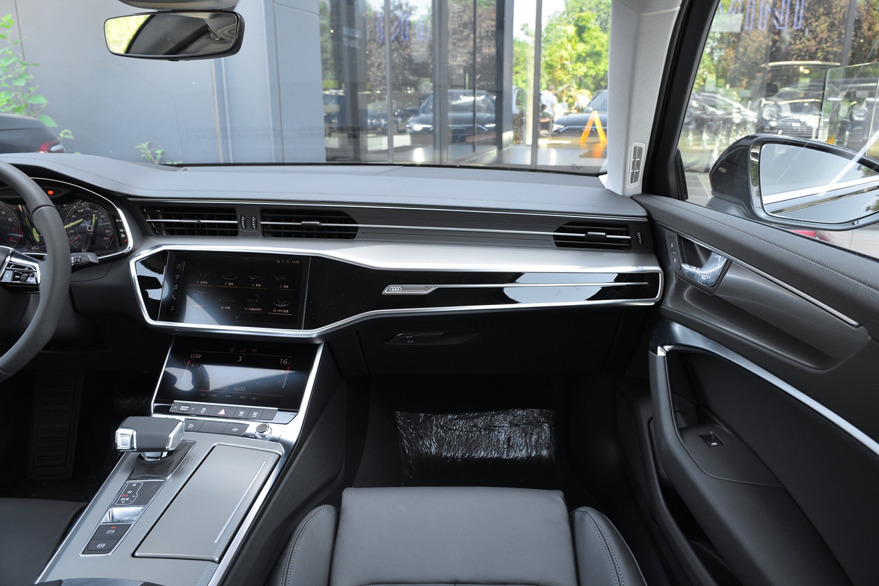 2020款奥迪A6L 2.0T自动40TFSI豪华致雅型_百科TA说