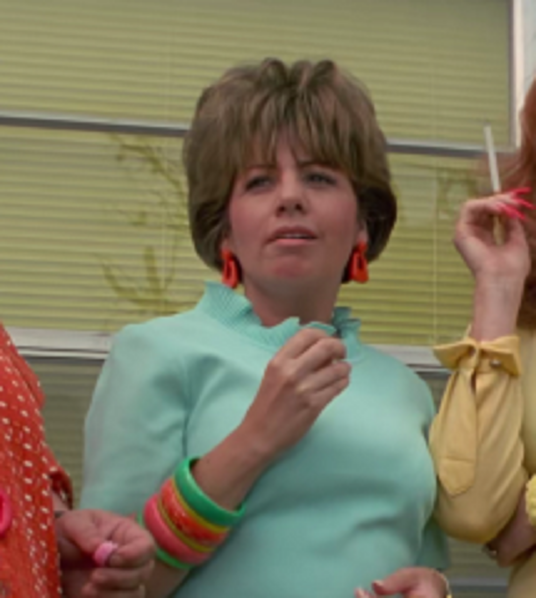 Cissy（奇幻爱情片《剪刀手爱德华》中的角色）_百度百科