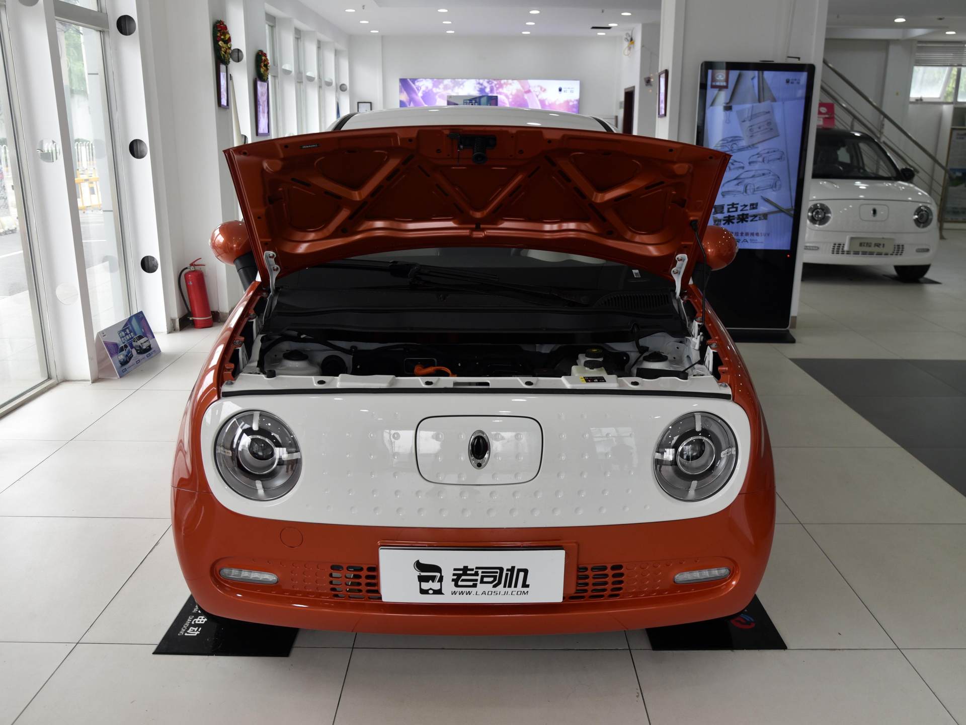 实拍欧拉黑猫，轴距2475毫米，续航351km，最低7万起售_百科TA说