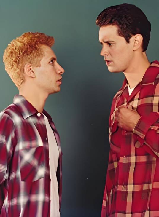 室友（1985年Nell Cox执导的美国喜剧电影）_百度百科