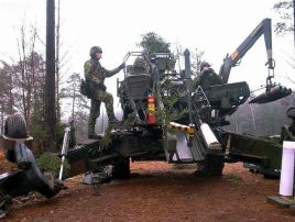 瑞典FH77B式155毫米榴弹炮_百度百科