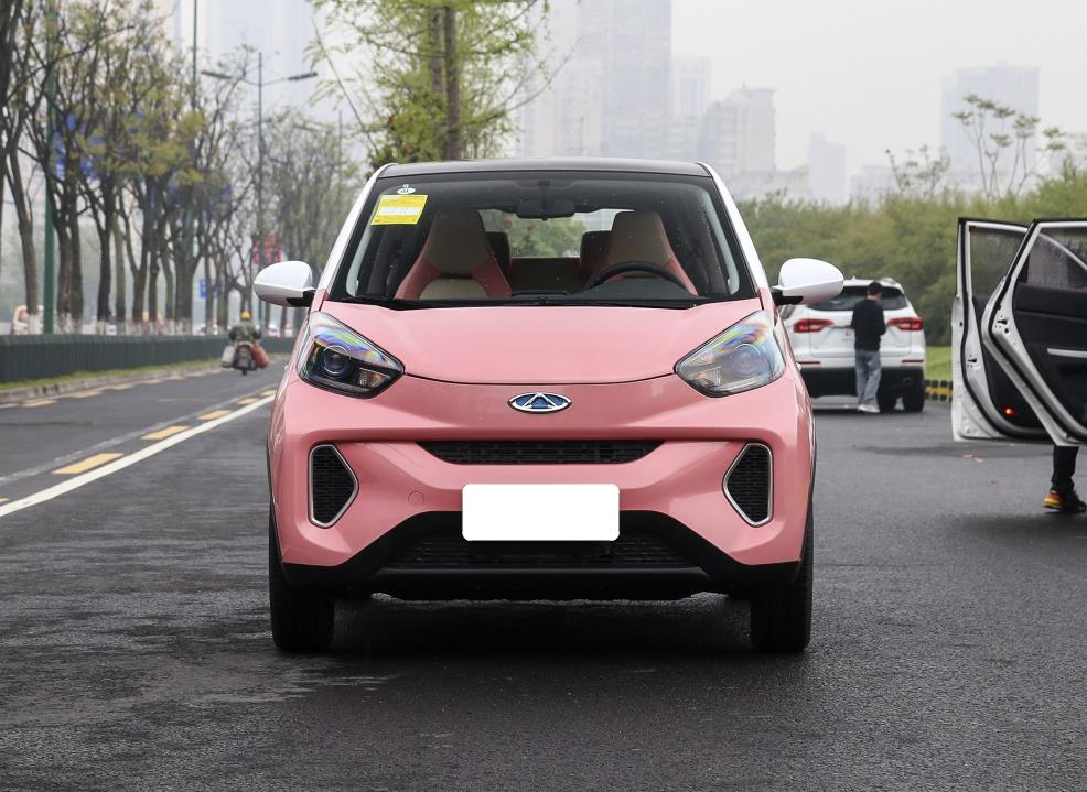 采访奇瑞eQ1驾驶者，它有何制胜秘诀？先听听车主的驾驶感受_百科TA说