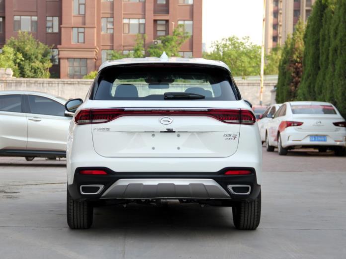 13万左右怎么选？长安CS55PLUS、传祺GS5谁档次高？看完你就醒悟了_百科TA说