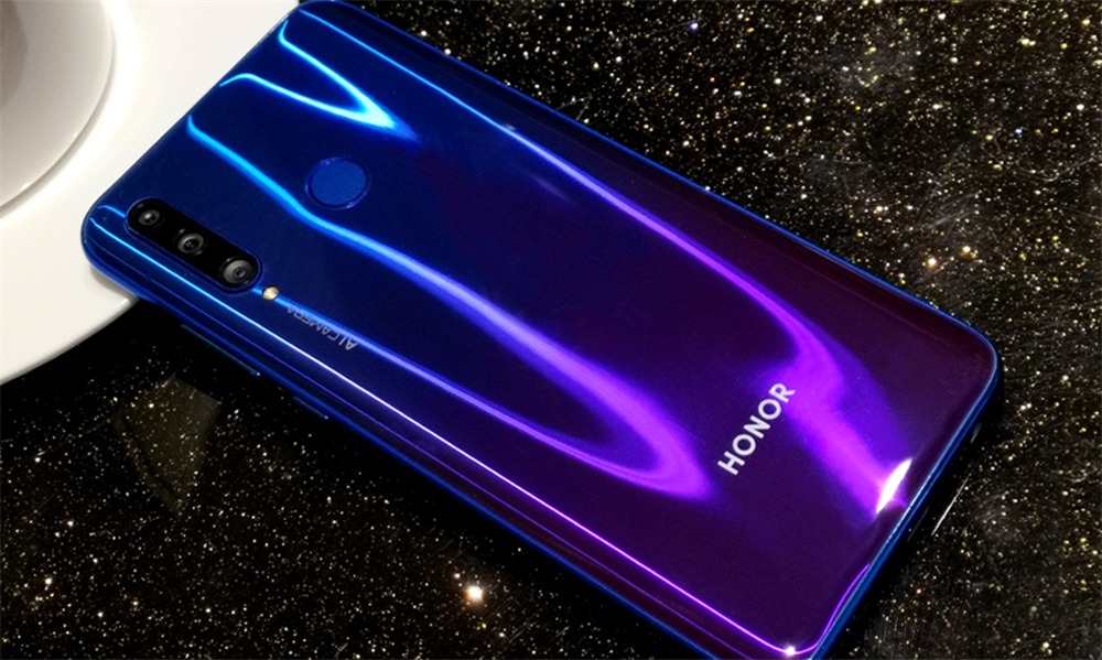 荣耀家族再添猛将，荣耀20i定位中端旗舰_百科TA说