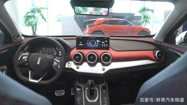 WEY VV7 GT定制版亮相 与巴博斯联手打造_百科TA说