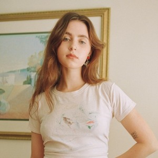 Clairo_百度百科