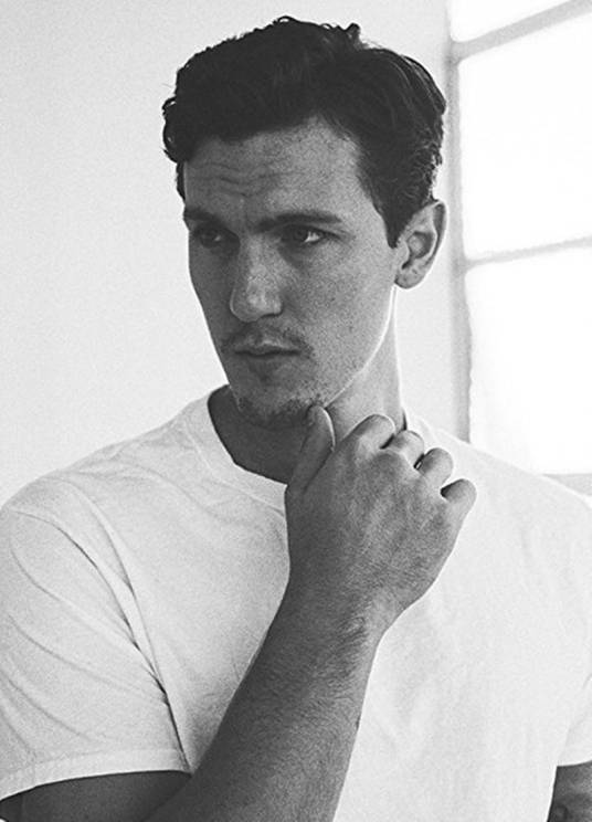 Tyler Riggs_百度百科