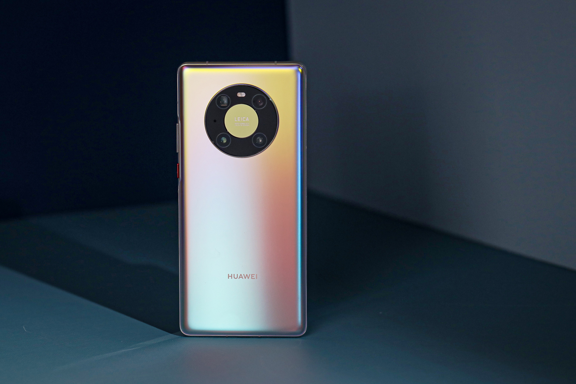 中轴对称星环设计 华为Mate40 Pro图赏_百科TA说