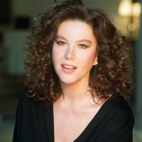 Sandra Sandrelli_百度百科