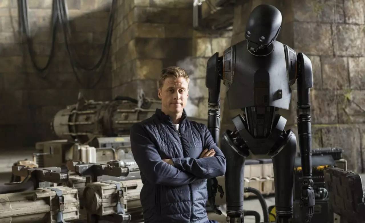 《侠盗一号》里最萌的机器人K2， 也代表了高端的特效技术之一_百科TA说