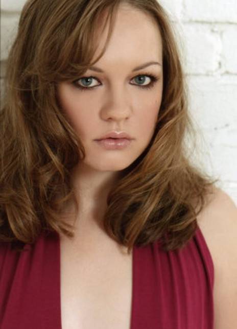 Amanda MacDonald_百度百科