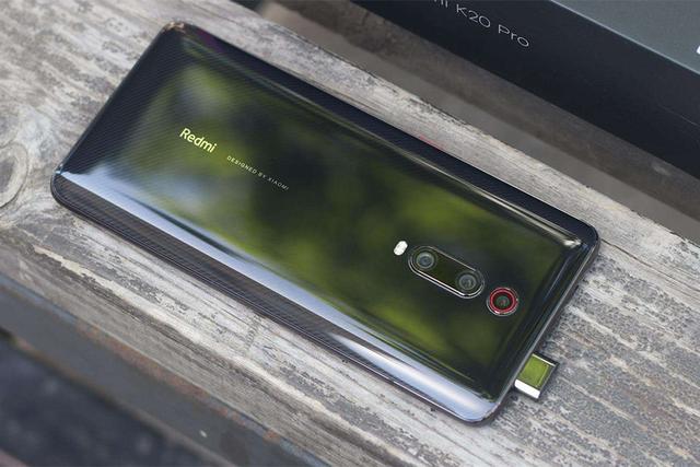 卢伟冰憋大招：红米K20系列4个月卖了300万，新旗舰将至_百科TA说