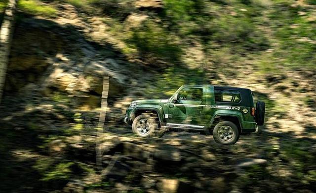 北京BJ40致敬2020版上市 起售价为16.99万元_百科TA说