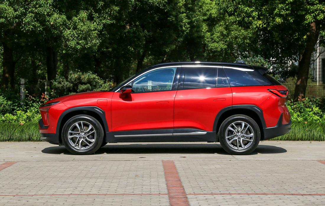 采访蔚来ES6使用者，它有何独到之处？车主说了一句实在话_百科TA说