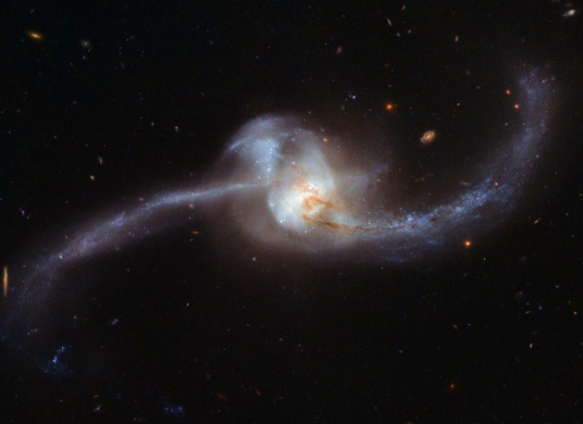 NGC2623_百度百科