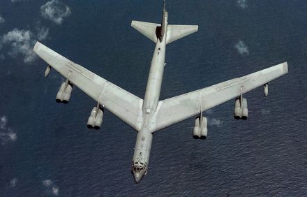 B-52轰炸机_百度百科