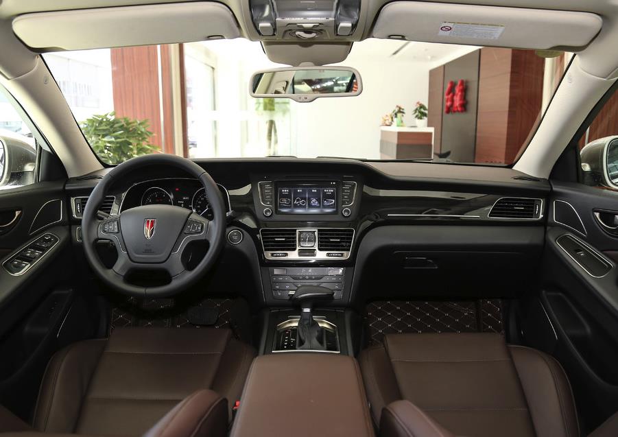 32万的车怎么选？凯迪拉克ATSL还是红旗H7？内行人说了实在话_百科TA说