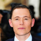 偷破天际线_百度百科