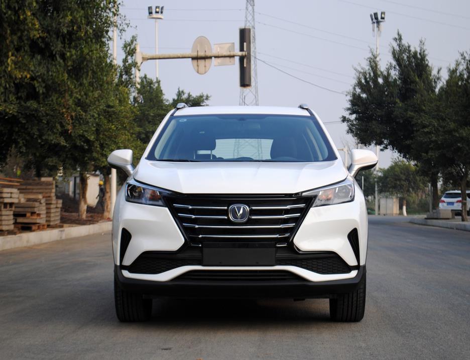 开完宝骏510，再开长安CS15，谈及感想，车主说了实在话_百科TA说