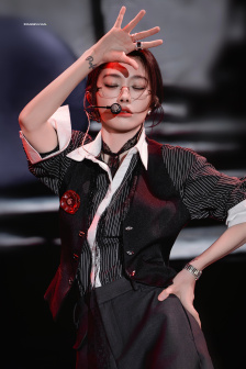 Maroon Night_百度百科