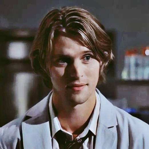 Dr. Robert Chase_百度百科