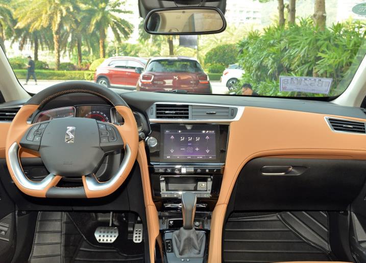 先开DS6，又提红旗HS5，谁档次更高，车主：想说七个字_百科TA说