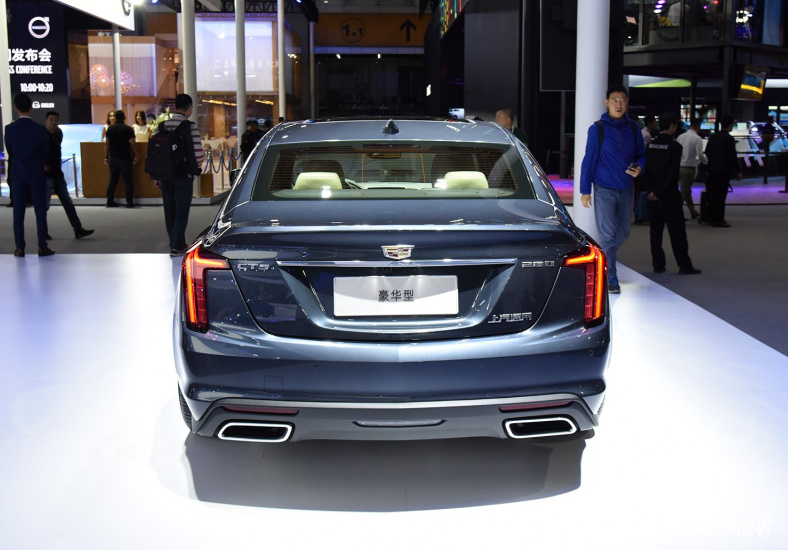 31万提辆新款凯迪拉克CT5，行驶6850公里后，车主憋了几句话要说_百科TA说