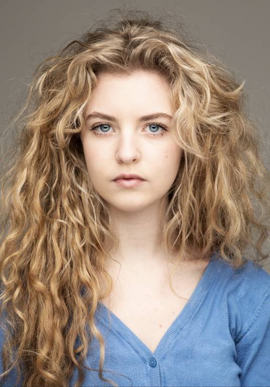 Holly Sturton_百度百科