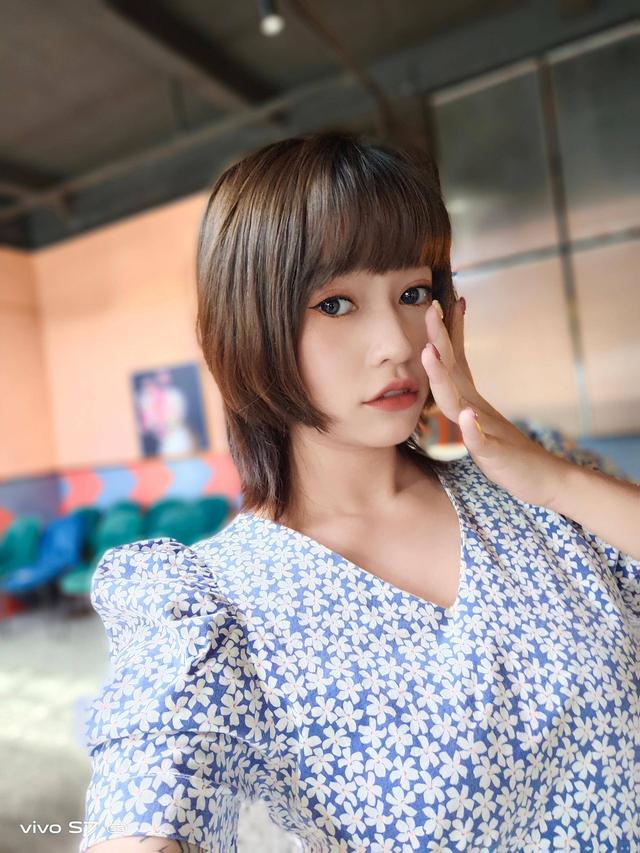 喜欢自拍却选不到好手机？那可能是没体验过vivo S7_百科TA说