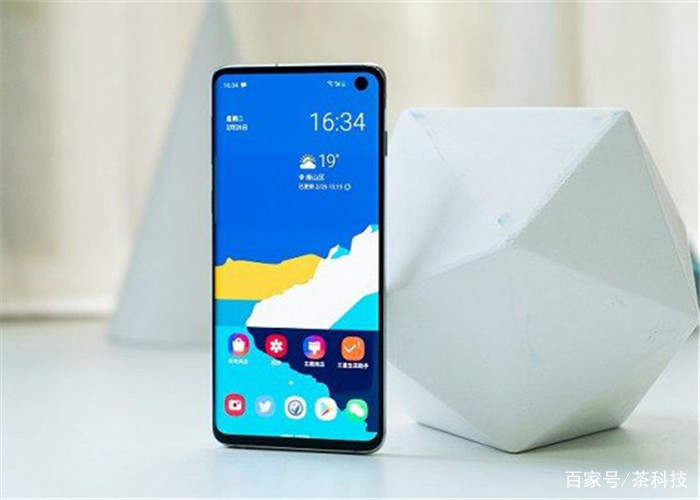 Reno对标S10+，细节差距一目了然，谁会更胜一筹？_百科TA说