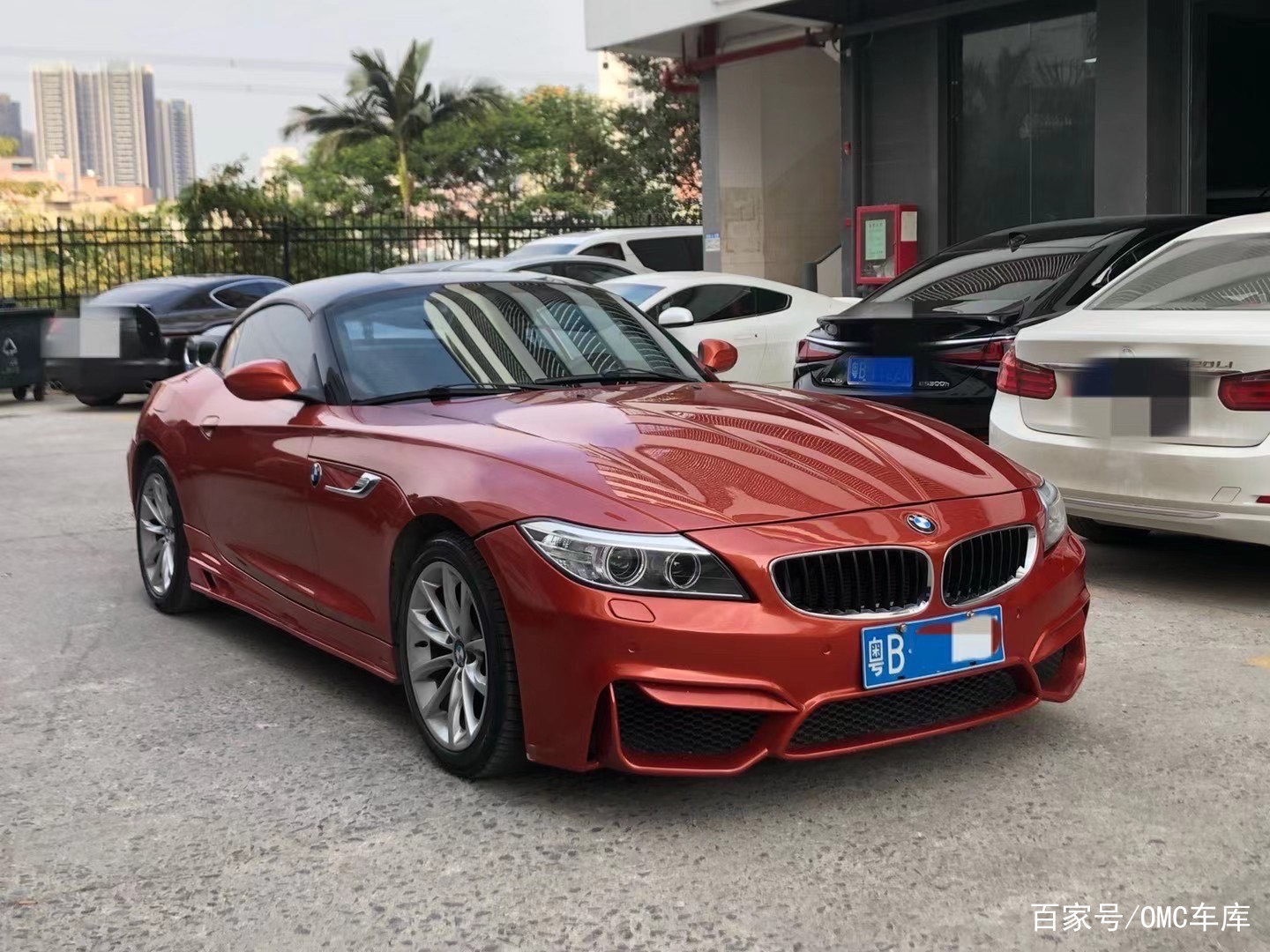 敞篷跑车：宝马Z4，2.0T_百科TA说