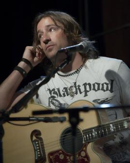 Daughtry（美国乐队组合）_百度百科