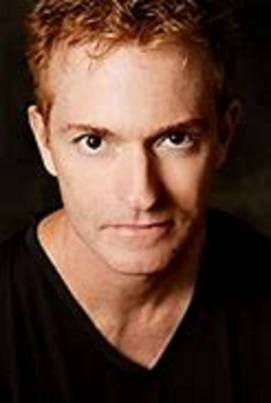 William Dennis Hurley_百度百科