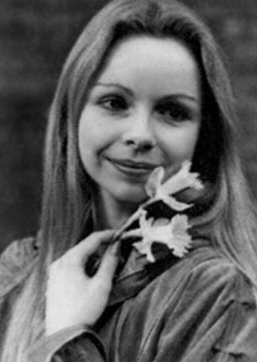 Lalla Ward_百度百科