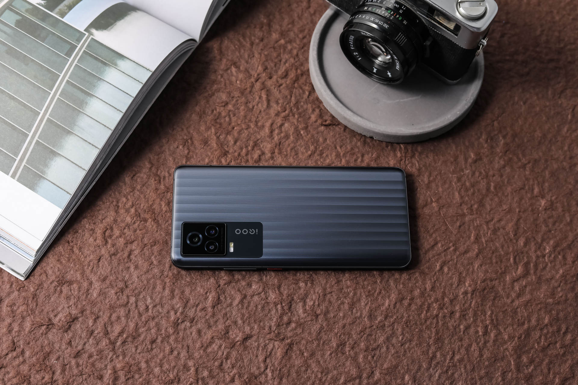 相比小米11，618选择iQOO 7的理由有这几点_百科TA说