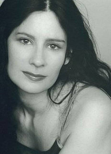 Mia Reeves_百度百科