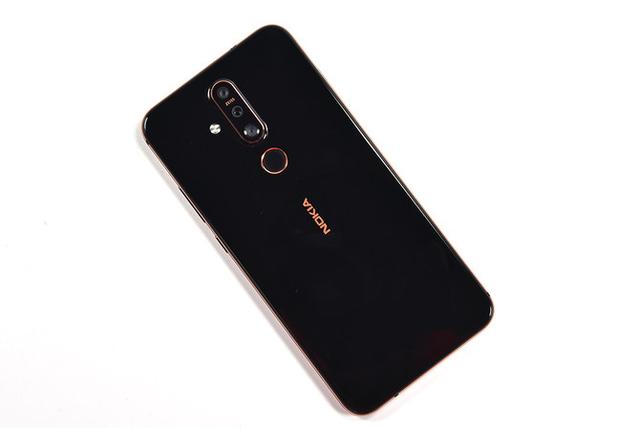最超值的打孔屏手机 Nokia X71上手体验_百科TA说