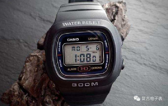卡西欧反逻辑的挥毫画皮——CASIO DW310之HD 300M/20BAR_百科TA说