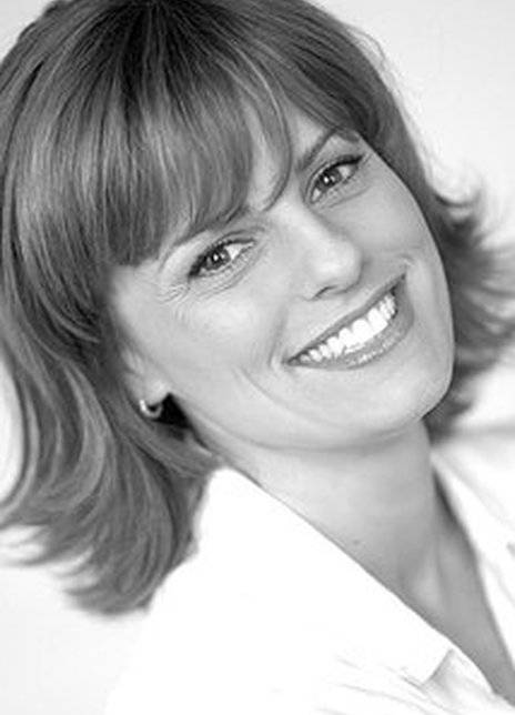 Yvonne Perry_百度百科