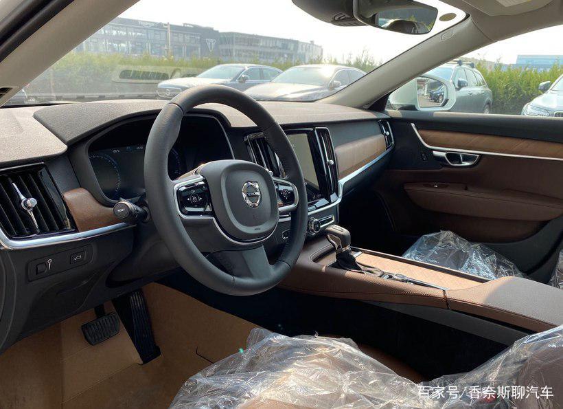开过奔驰E级，又买沃尔沃S90，两车比较，车主说了实在话_百科TA说