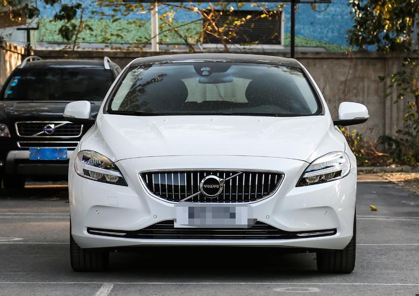 什么人会买沃尔沃V40？它的档次高吗？沃尔沃V40有什么特点_百科TA说