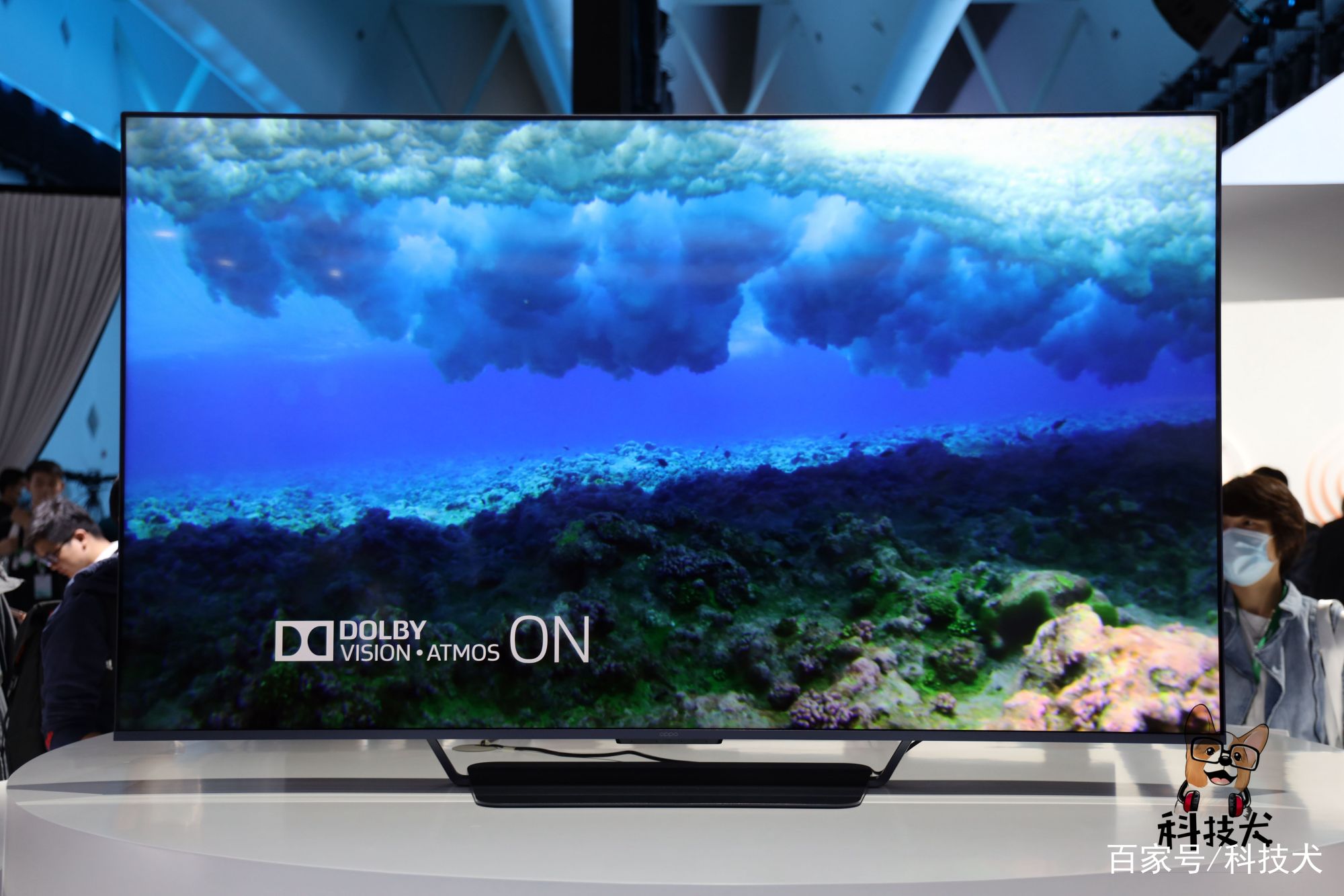 OPPO首款智能电视抢先真机体验，多款IoT新品强势发布_百科TA说